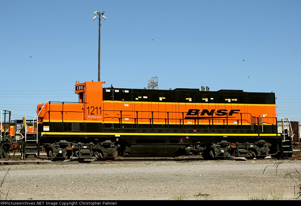 BNSF 1211